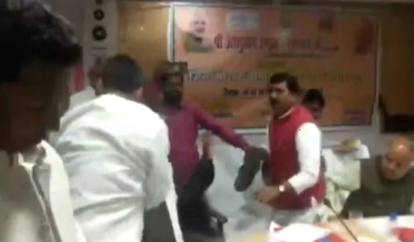 Will BJP's ‘Shoe Fight’ Turn Into a Brahmin Vs Rajput Issue in UP ...