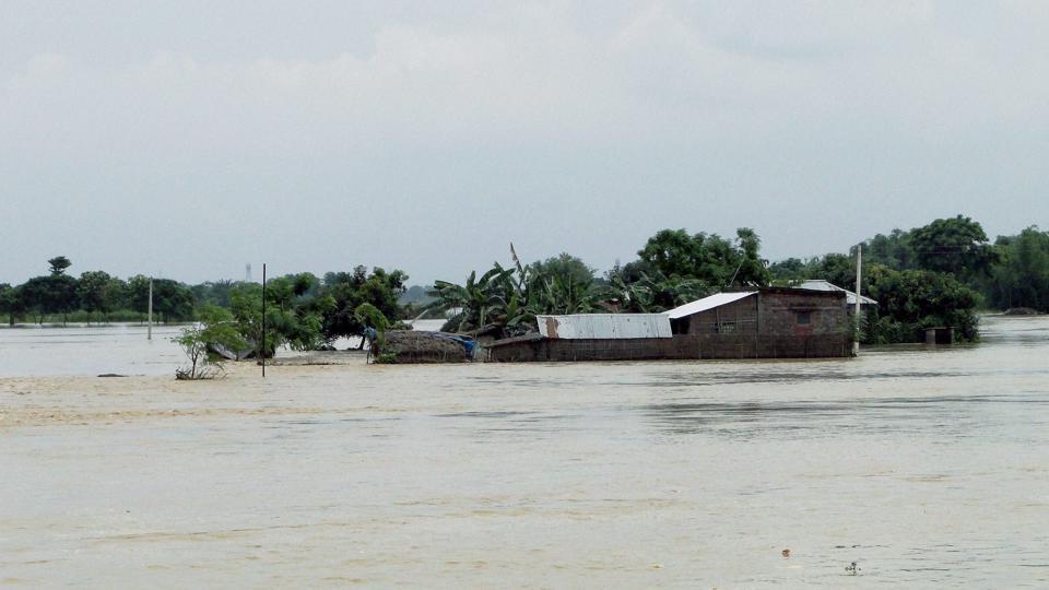 Koshi Floods Victims Demand Abolition of Tax, Activists Extend Support ...