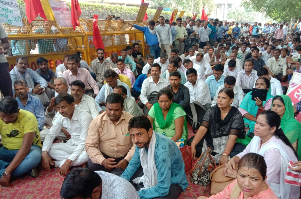Can Dengue be Checked in Delhi Without DBCs? Workers Strike for ...