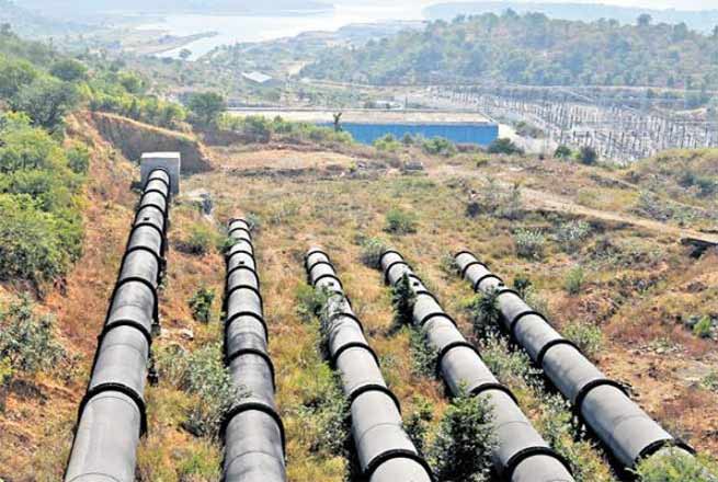 Telangana: Facing Displacement for Third Time, Farmers Resist Palamuru ...