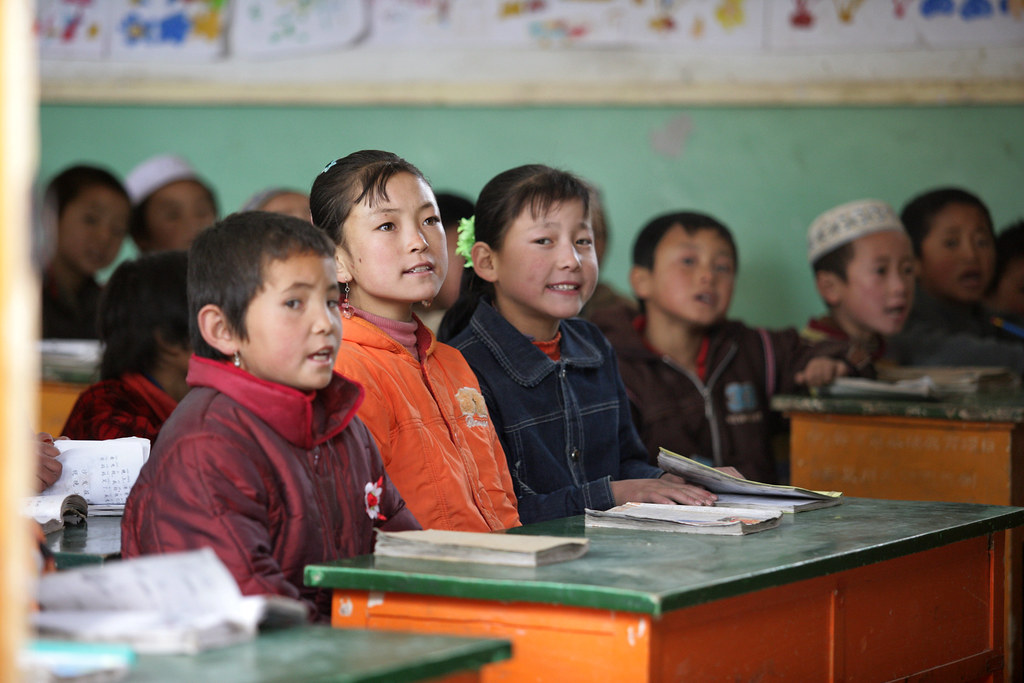 How China Is Addressing Education Inequality | NewsClick