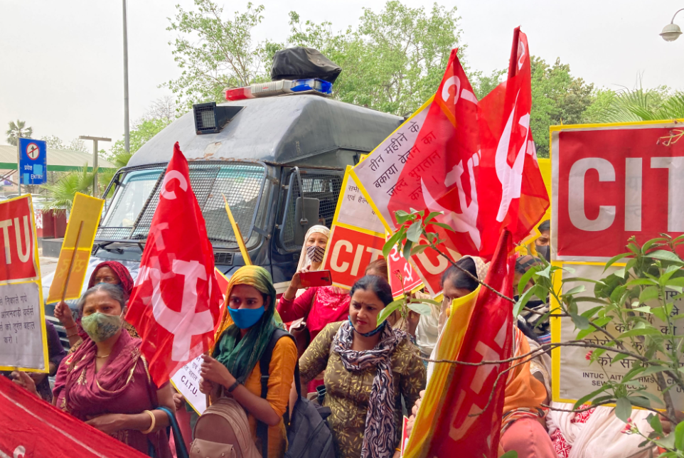 Delhi: CITU-led Anganwadi Workers’ Union Urges Govt to Reinstate ...