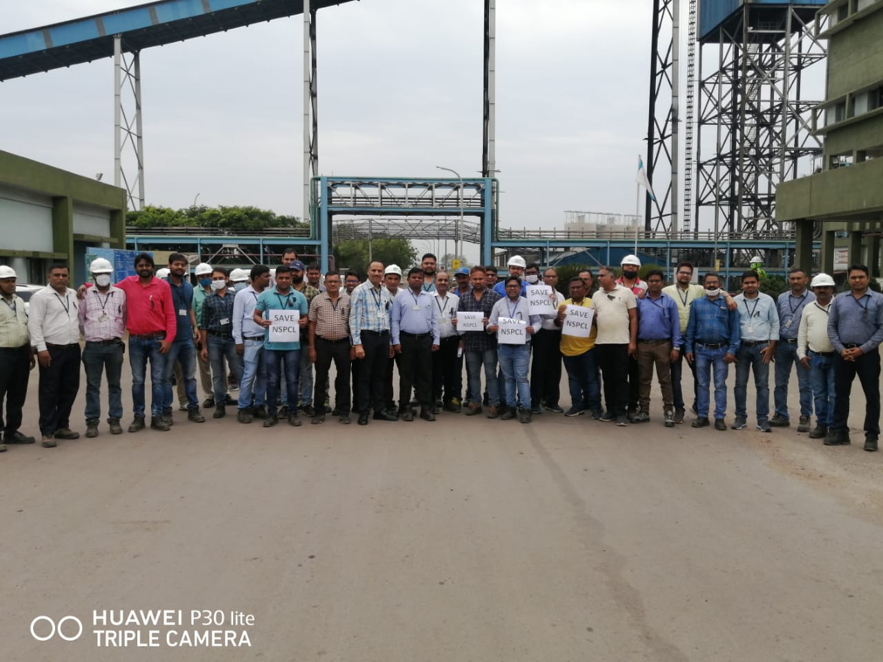 WB: Durgapur Staff Launch Protest Against Disinvestment of Profitable ...