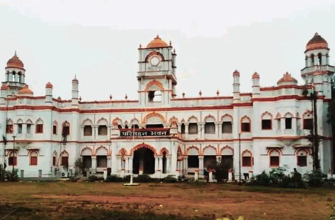 Nitish Kumar’s Patna or a Graveyard of History? | NewsClick