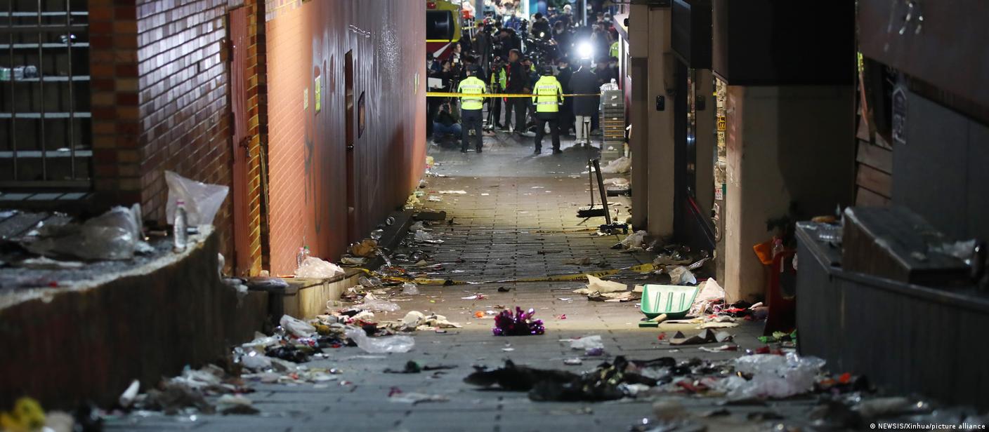 The Science of Human Stampedes | NewsClick