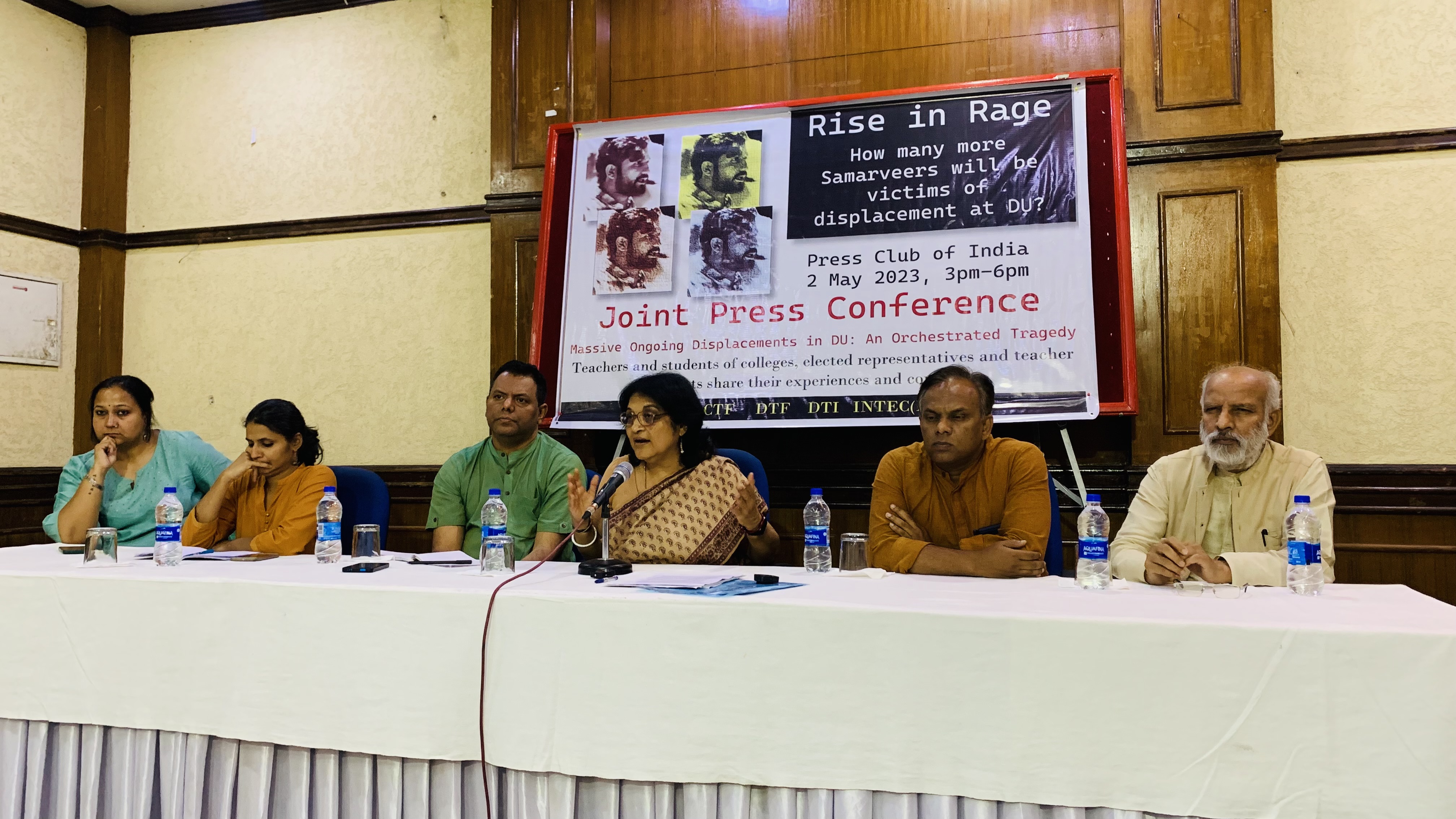'Will not Forgive,' say DU Students, Teachers Demanding Judicial Probe ...