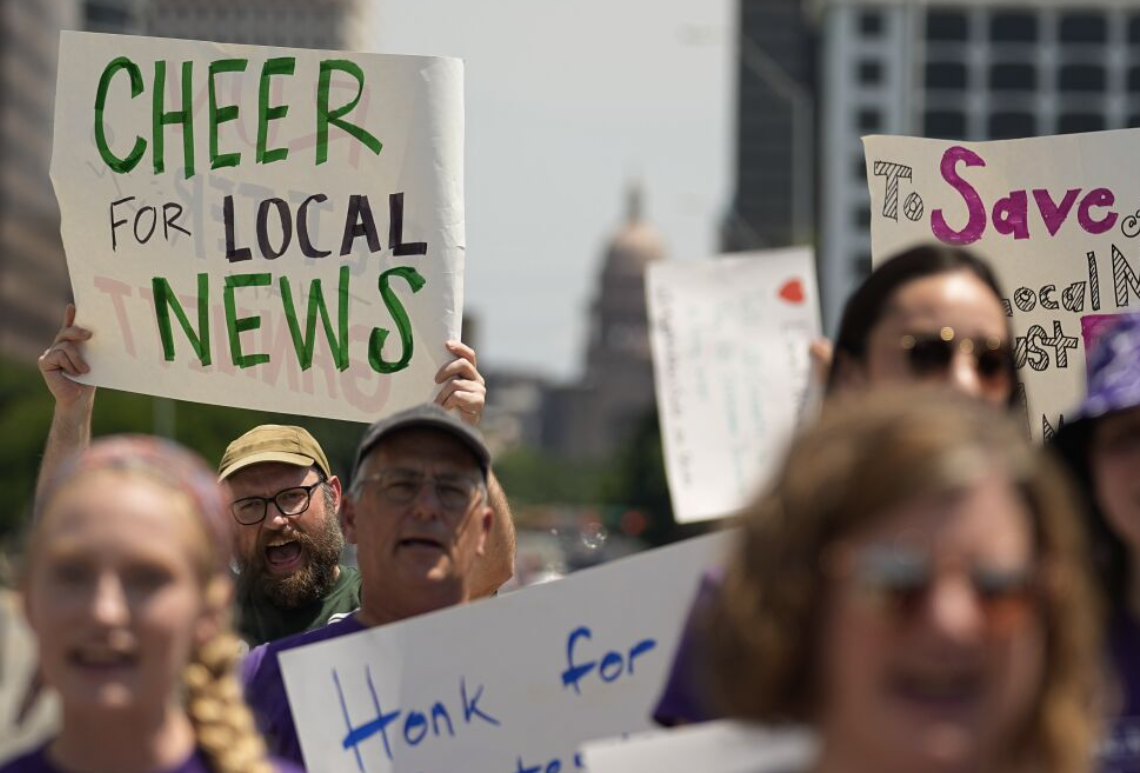 US: Hundreds of Journalists Strike to Demand Leadership Change at ...