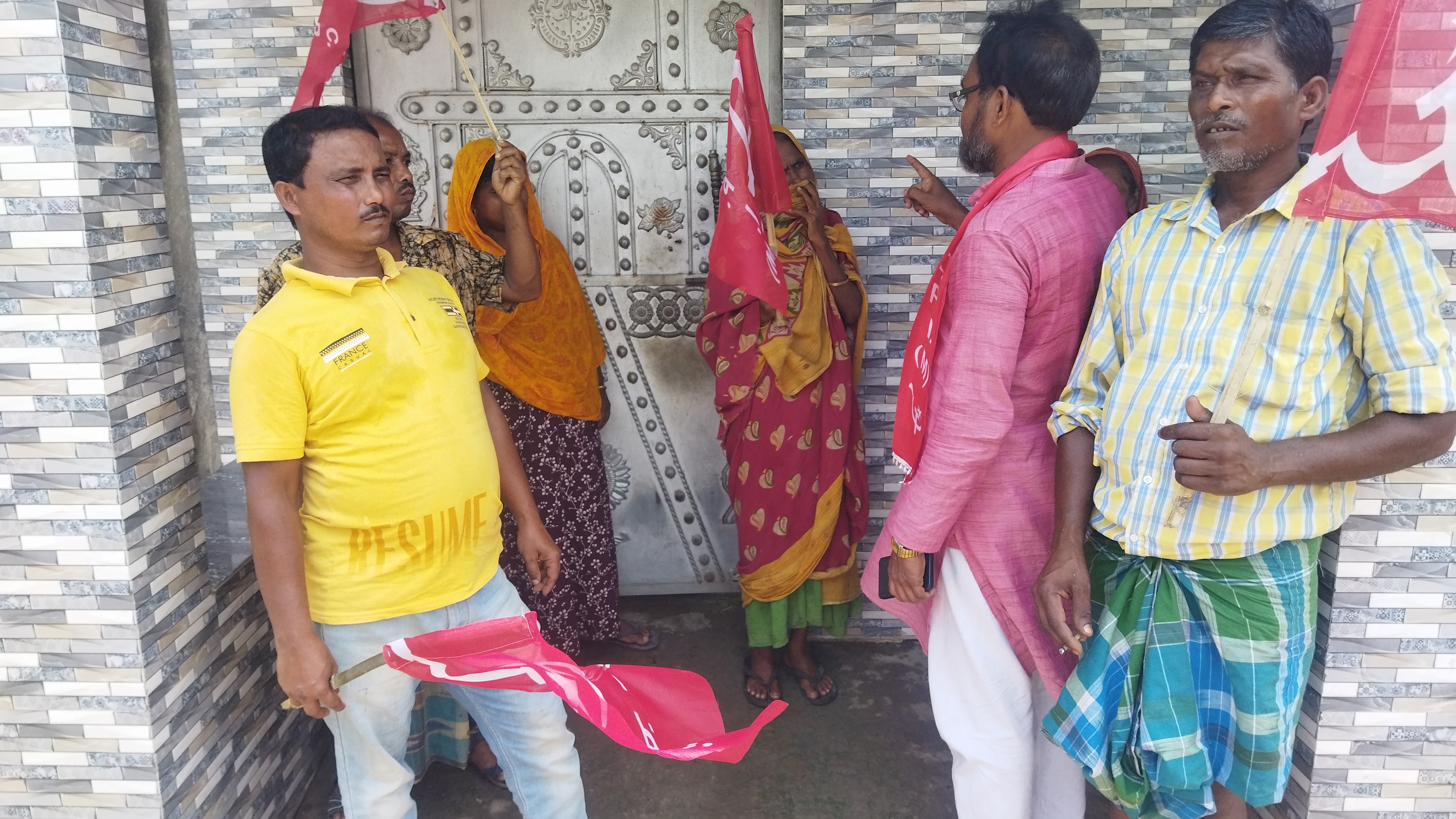 Domkal of Murshidabad is Now Leading the Resistance in the State ...