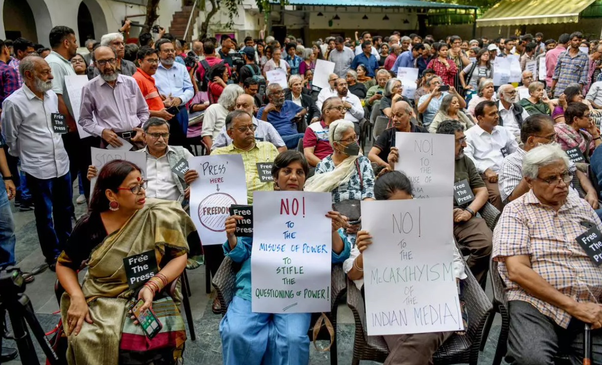 One Month After NewsClick Raids, Journalists Express Concern Over ...