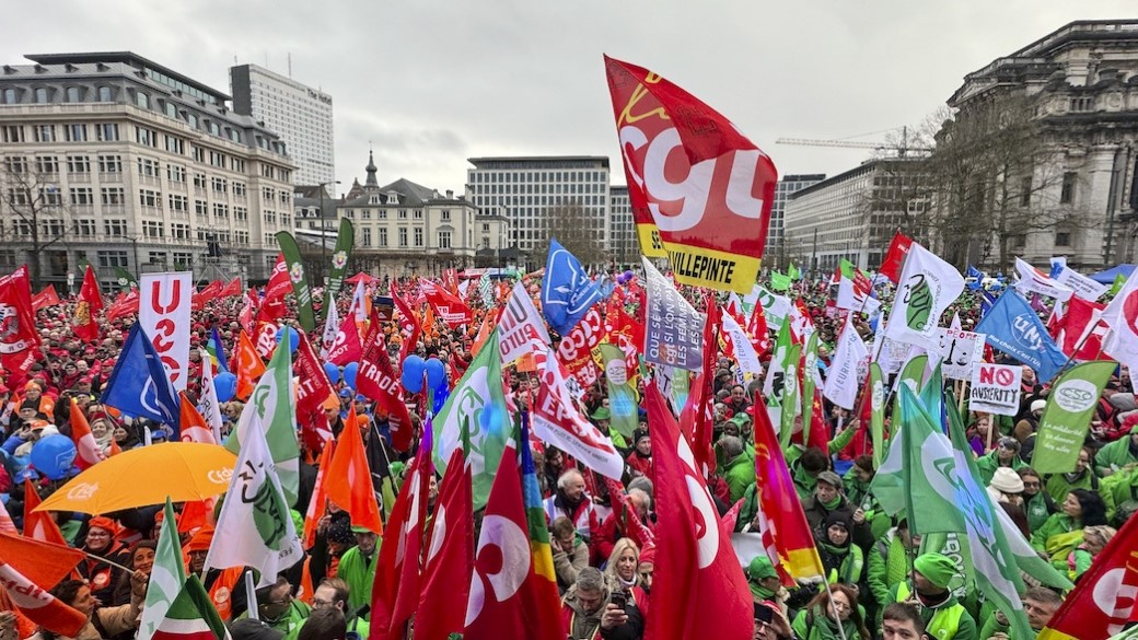 European Trade Unions March in Brussels to Protest EU-Imposed Austerity ...