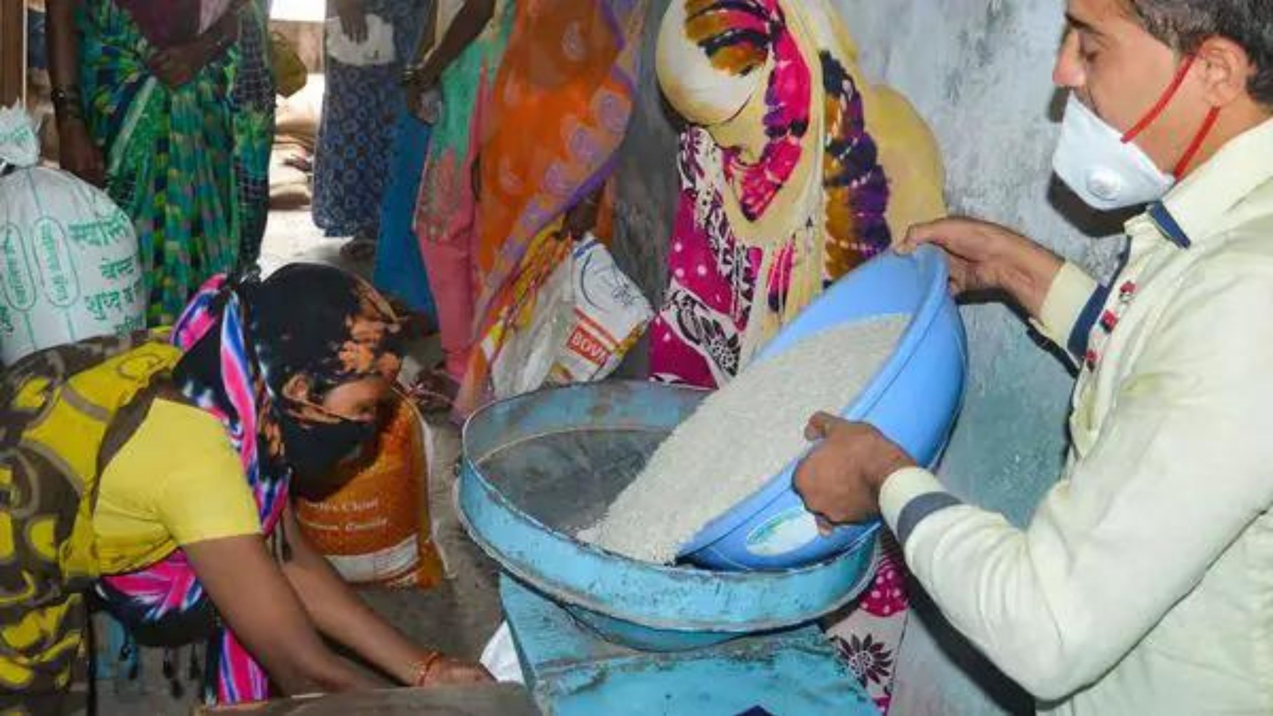 Centre Withholds Rs 7,000 Crore as West Bengal Fails to Display PM Modi ...