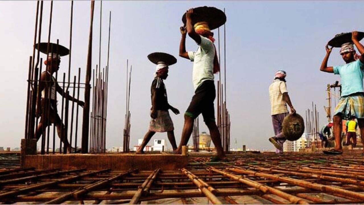 Construction Workers’ Welfare: Anatomy of a Fall | NewsClick