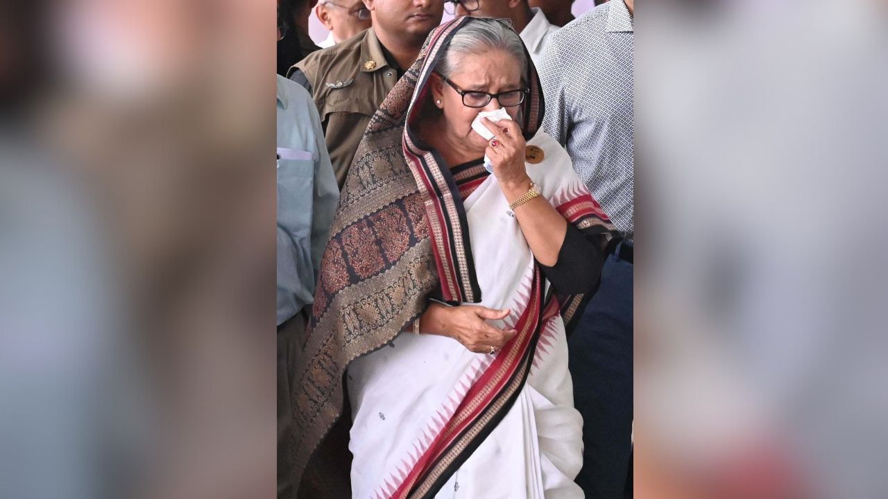 Bengal: Mamata-Centre Standoff Over Bangladesh Continues as Dhaka ...
