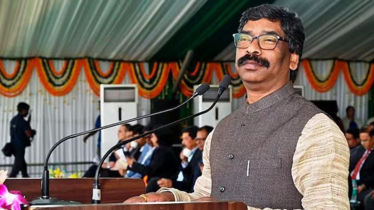 Why Jharkhand Court Granted Bail to Hemant Soren | NewsClick