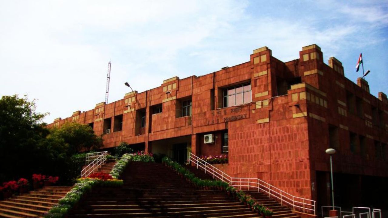 Media Trials to Cinema: Systematic Onslaught on JNU Continues | NewsClick