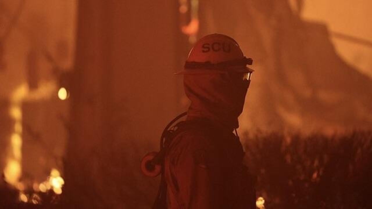 LA Fires Ravage Communities, Expose Systemic Flaws | NewsClick