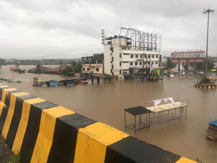 Maharashtra Floods: Thousands Stranded in Kolhapur and Sangli ...