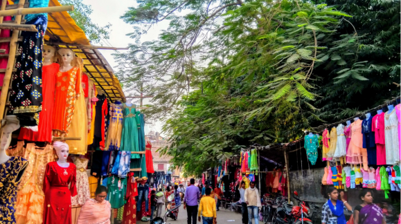 Business Far from Flourishing, Say Street Cloth Vendors of Bihar ...