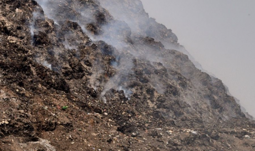 Delhi’s Ghazipur Landfill Site Catches Fire, Toxic Fumes Add to ...