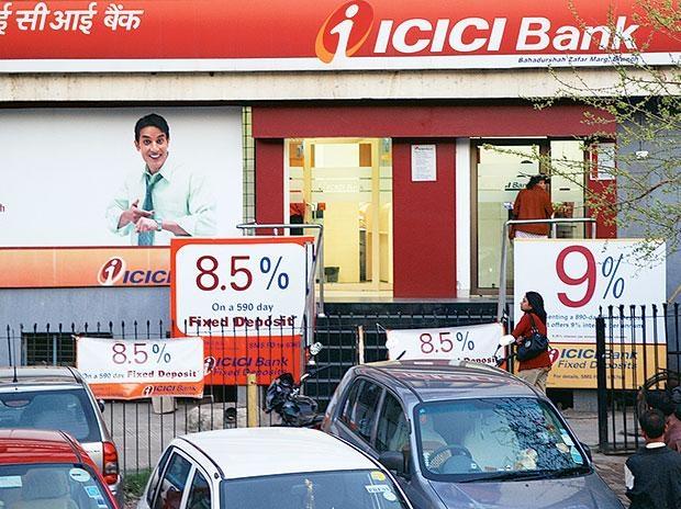 ICICI-Videocon Scam: How The Bold and Beautiful Help Each Other | NewsClick