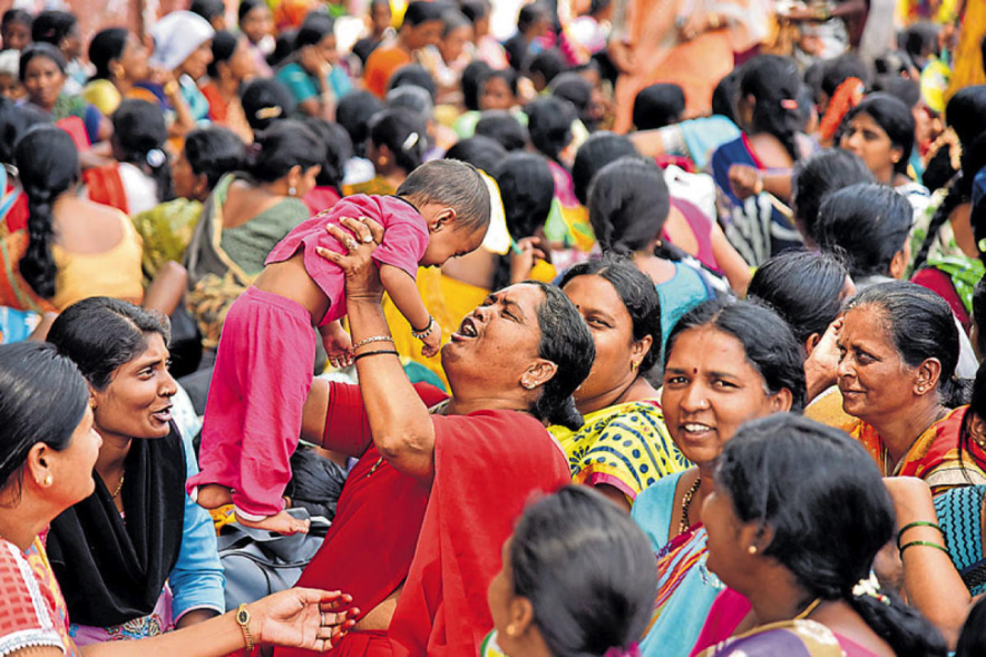 Anganwadi Workers in Karnataka Have Not Received Honorarium in Last ...