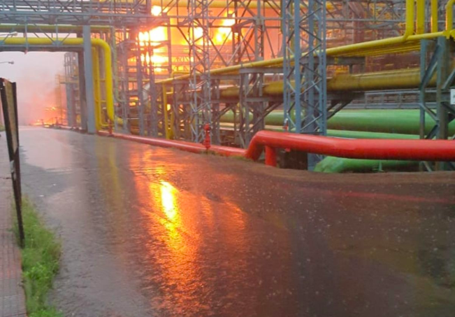 5 Killed, 3 Injured in Massive Fire at ONGC’s Uran Plant in Navi Mumbai ...
