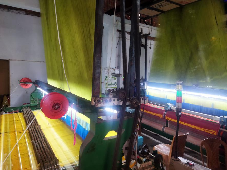 WB: Handloom Weavers Transforming Into Migrant Workers as the Art Faces ...